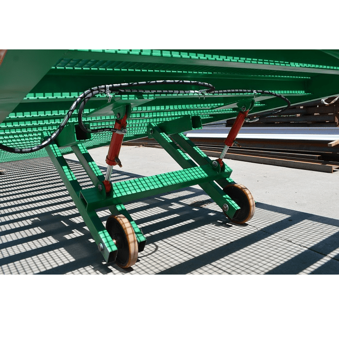 Mobile ramp with hydraulic legs RMC2 - Smits.ae