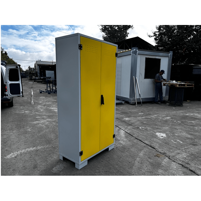 Hazardous substances storage cabinet - Smits.ae